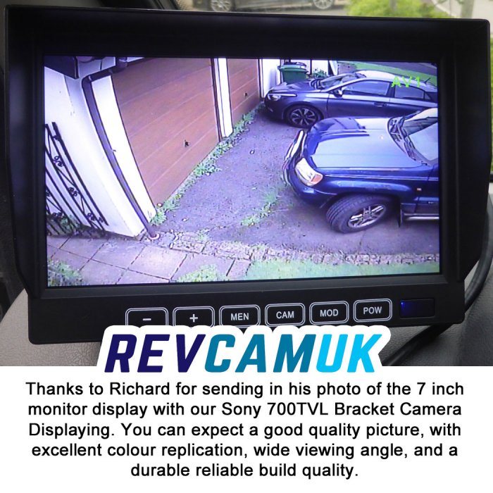 Reversing Cameras UK Ltd > Stand / Dash Mount Rear View Monitors > 7 ...